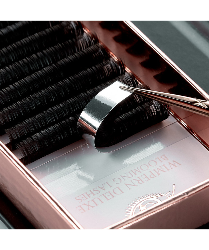 Easy Fan Lashes. Selbstfächernde Volumenwimpern